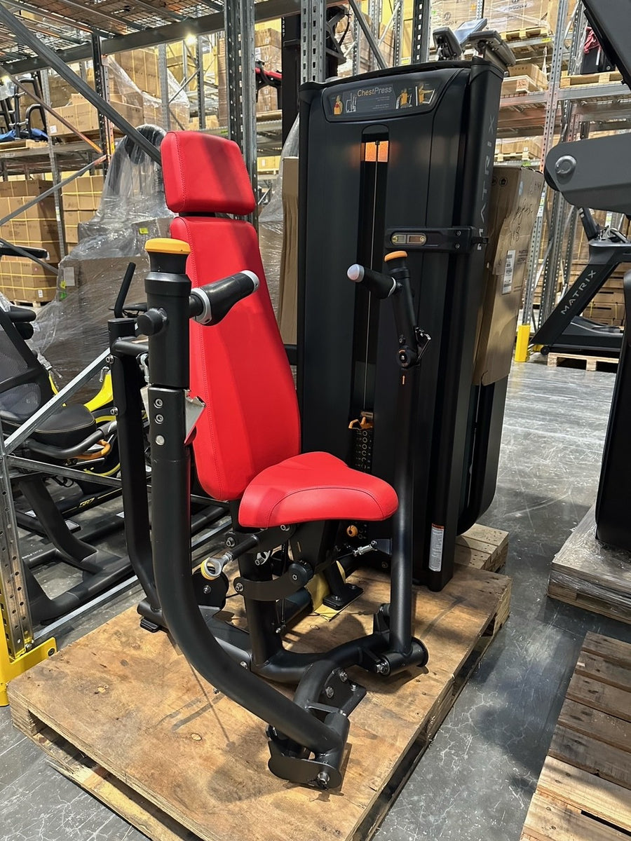 Matrix Versa Converging Chest Press (Refurbished) – Johnson Fitness ...